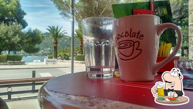 Caffe Bar Semafor, Ploče - Restaurant reviews