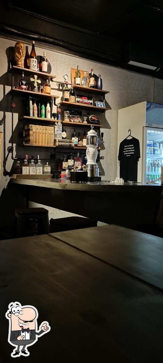 Beer Hub Kelapa Gading, North Jakarta - Restaurant menu, prices and reviews