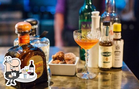 Libations Bar in Sacramento - Restaurant reviews