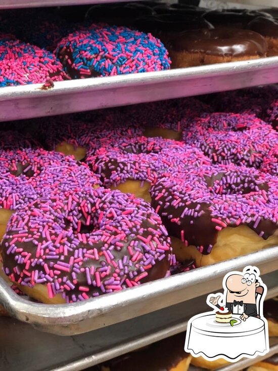 Wixey Bakery, 2017 Glendale Ave in Toledo - Restaurant reviews