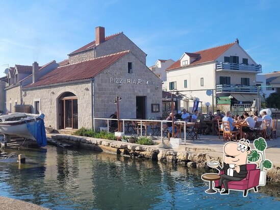 PIZZERIA RIVA, Betina - Menu del ristorante, prezzi e recensioni