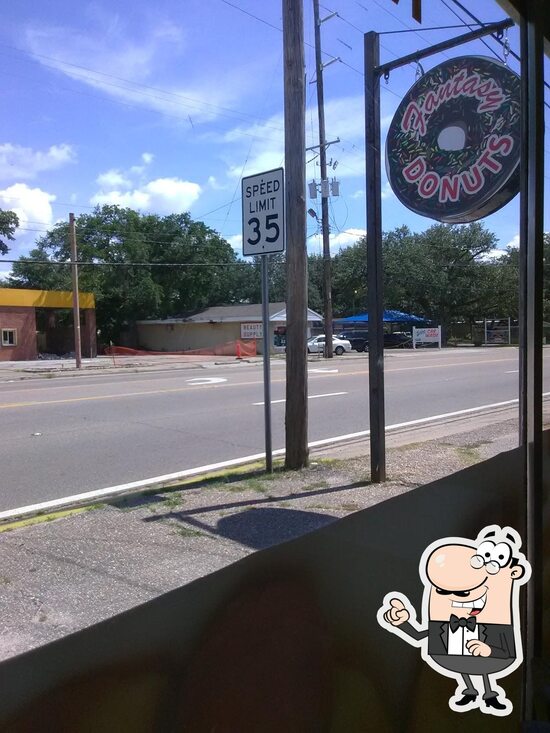Fantasy Donuts, Biloxi - Restaurant menu, prices and reviews