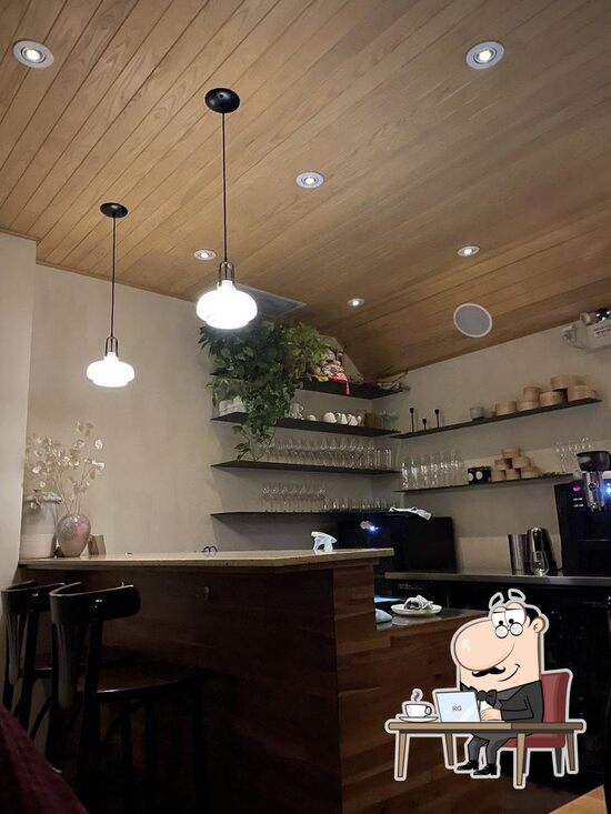 Alma, Toronto, Dufferin - Restaurant menu, prices and reviews