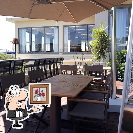 Hôtel Les Roches Blanches restaurant, Cassis - Restaurant menu and reviews