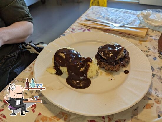 Downtown Elgin Cafe & BBQ in Elgin - Restaurant reviews
