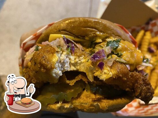 Funnel Birds, 2246 Lake Avenue in Altadena - Restaurant menu and reviews