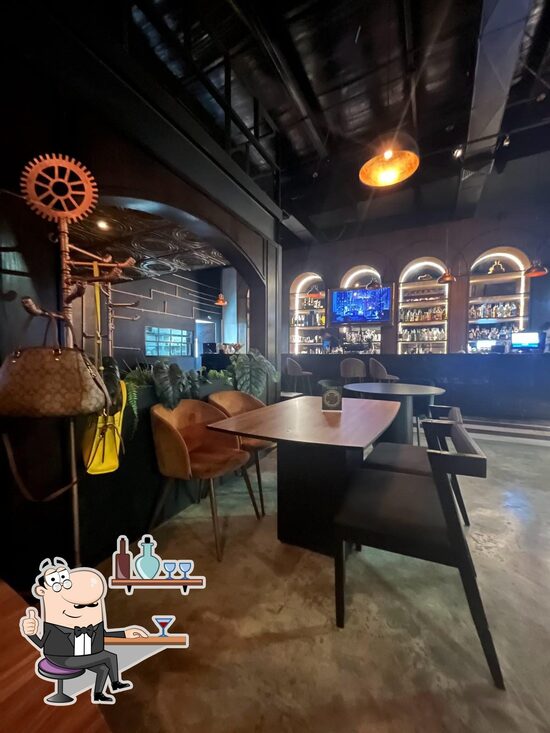 Proper Pub & Parlor, Saltillo - Menú del restaurante, precios y reseñas