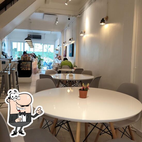Curious M Cafe (Coffee Shop), Bangkok - Restaurant reviews