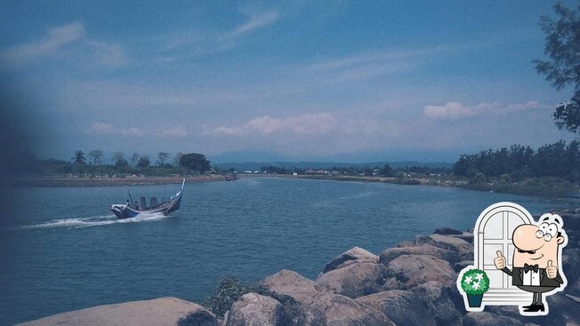 Muara Cafe Jetty Indah, Indonesia - Restaurant reviews