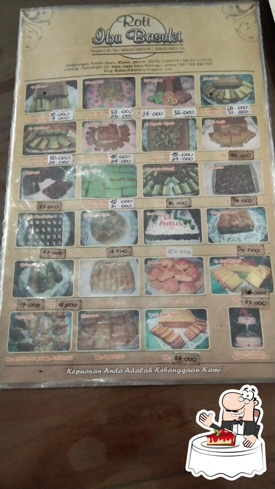 Menu at Roti Ibu Basuki delanggu, Klaten