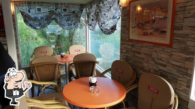 Menu at ABBA cafe, Jezero