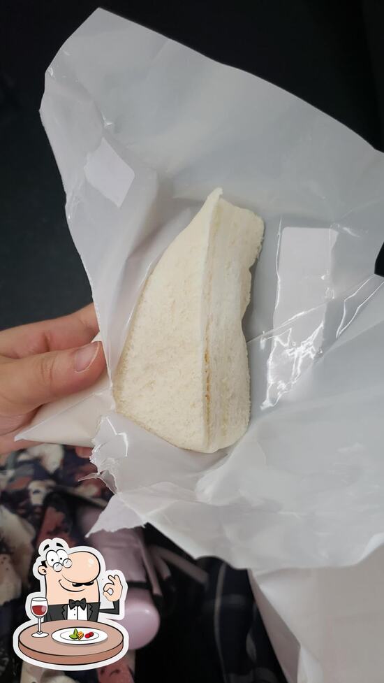 Hung Rui Chen Sandwich, Hong Kong, 荷里活廣場1樓146B舖 - Restaurant reviews