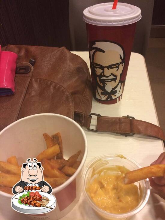 Comida rápida KFC, Makati, Highway Drive corner East Drive Ayala Center ...