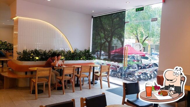 Menu at Highlands Coffee A1 Nguyễn Cơ Thạch HN cafe, Hanoi