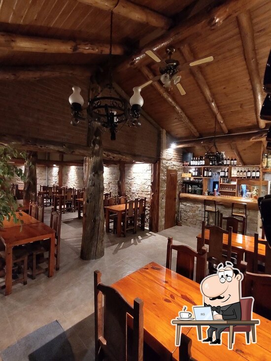 Menu at Los Troncos restaurant, Trevelin