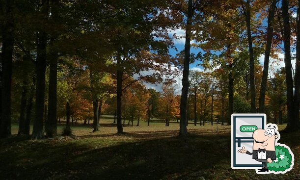 Pine Acres Golf & RV Resort in USA - Restaurant reviews