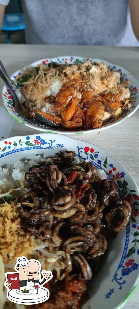 Menu at Nasi Campur Kembar, Surabaya