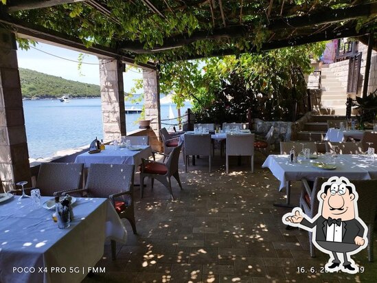 Grispolis, Bigova - Restaurant menu, prices and reviews