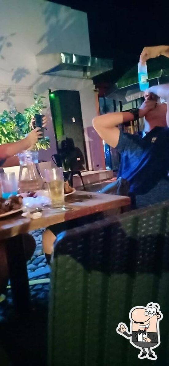 Pipettes And Droppers Resto. Bar, Legazpi City - Restaurant reviews