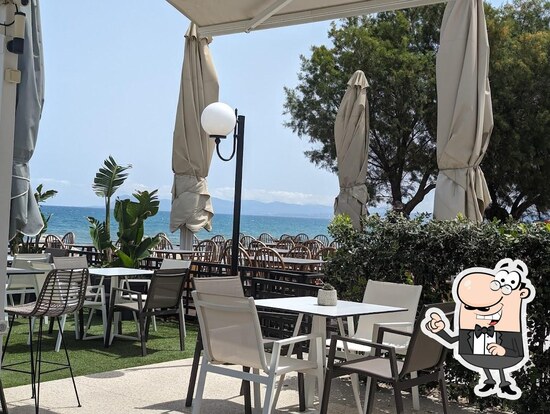 Refresh beach, Agia Marina - Restaurant menu, prices and reviews
