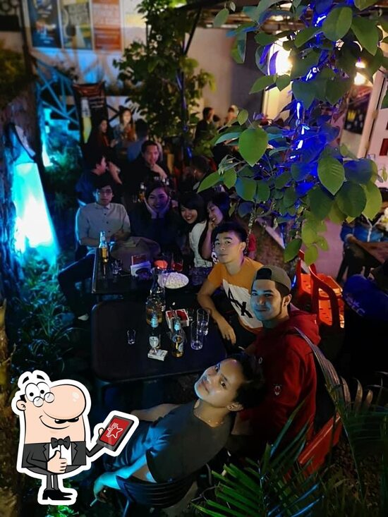 Hang out Resto Bar & Grill, Baguio - Restaurant reviews