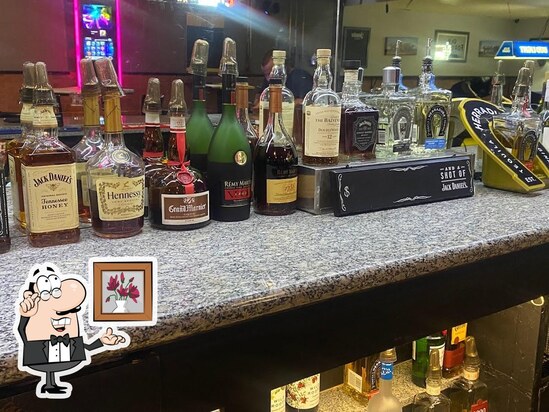 The Bulldog Bar & Grill, Fontana - Restaurant menu, prices and reviews