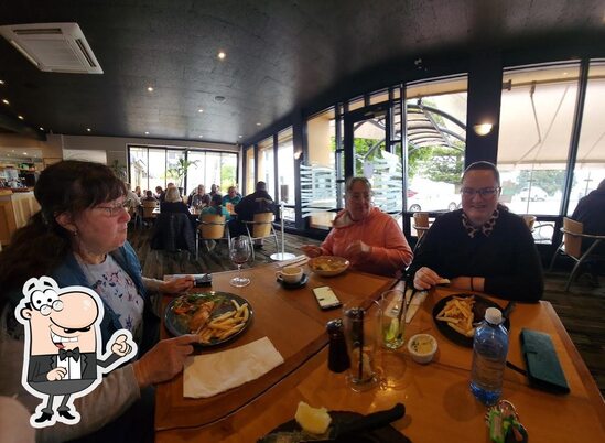 Edwards Waterfront Restaurant & Café, Portland - Restaurant menu ...