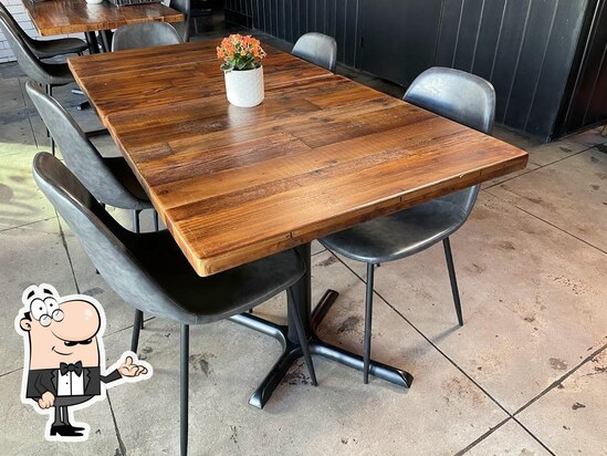 Detroit Vesey's, Los Angeles - Restaurant menu, prices and reviews