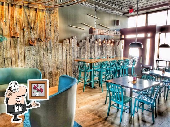 Narwhal's Crafted, St. Louis - Restaurant menu, prices and reviews