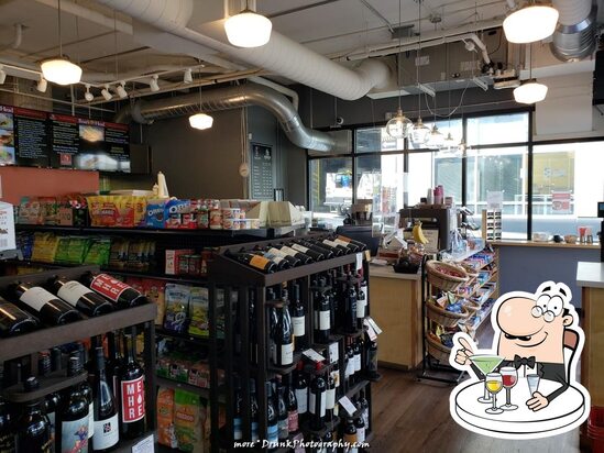 Metropolitan Deli and Cafe, 1287 Westlake Ave N in Seattle - Restaurant ...