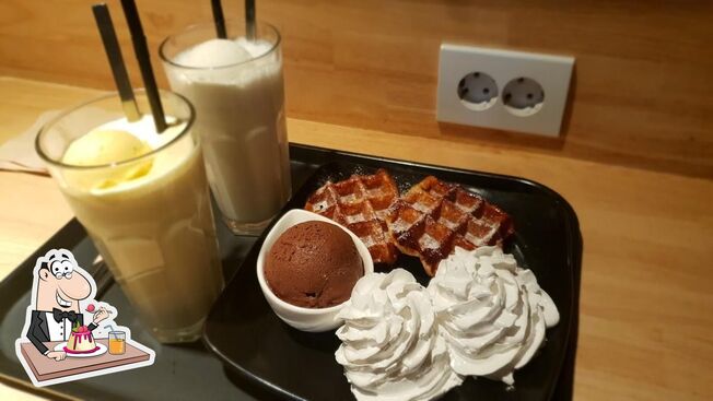 Waffle Alley cafe, Seoul, Anam-dong - Restaurant reviews
