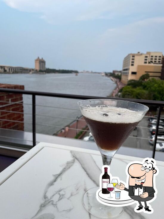 Myrtle & Rose Rooftop Bar, Savannah - Menú del restaurante, precios y ...