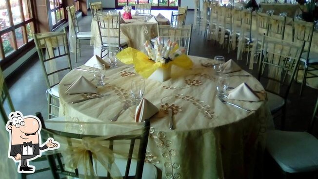 Villa Claudia Eventos, Punta Larga - Menú del restaurante, precios y ...