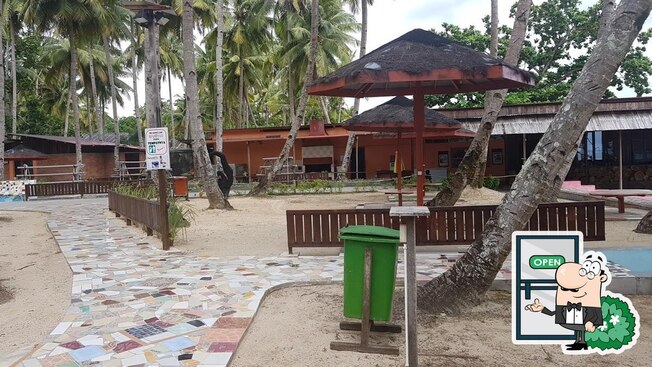 MOOIpark restaurant, Sorong - Restaurant reviews