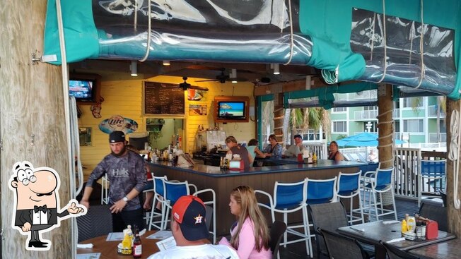 Barnacle Barney's Tiki Bar and Grill in Marathon - Restaurant reviews