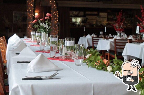 Menu at Hellriegel's Inn steakhouse, Painesville