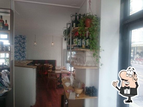 MayDay pub & bar, Paris - Restaurant menu and reviews
