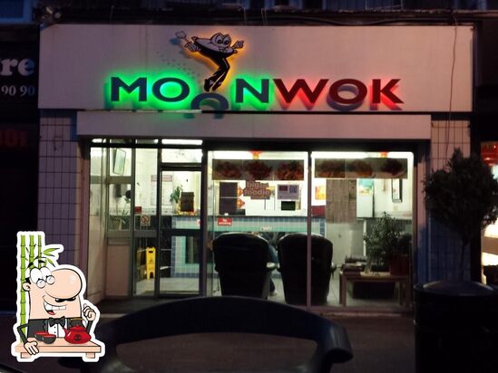 Moon Wok Chinese Takeaway in Rotherham - Restaurant menu and reviews