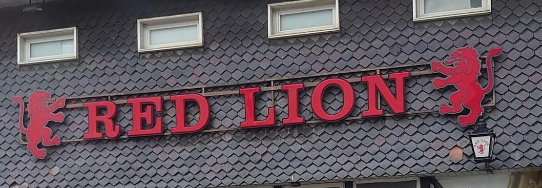 Red Lion, Red Lion, 3 Moorland Rd in Stoke-on-Trent - Restaurant reviews