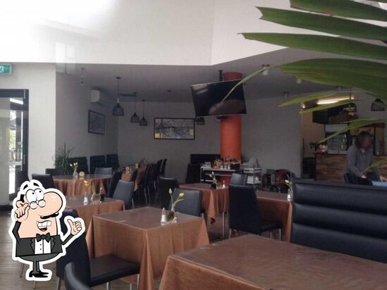 Mr. Lee Chinese Restaurant in Bundoora - Restaurant menu and reviews