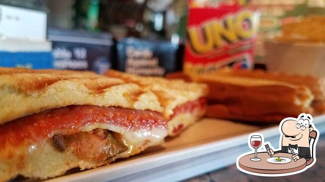 The Whining Pig Phoenix, 1612 E Bethany Home Rd in Phoenix - Restaurant ...