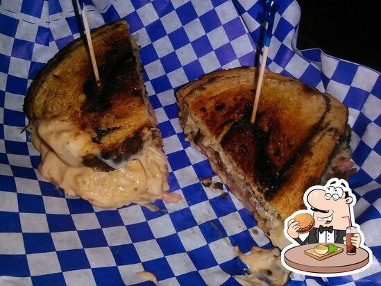 Boss Hawgs Bar 'N' Grill in Portland - Restaurant menu and reviews