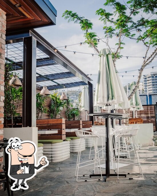 Local Burleigh, Burleigh Heads - Restaurant menu, prices and reviews