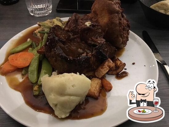 The Cock Inn, Mugginton in Weston Underwood - Restaurant reviews