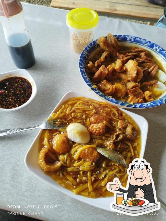 Six J's Lomi House, Bauan - Restaurant reviews