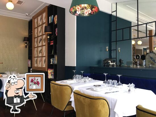 Menu at Chez Comus restaurant, Vincennes