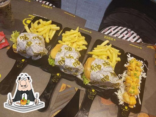 Mechanic Burger, Al Ain, Near Um Al Emarat School - Restaurant menu and ...