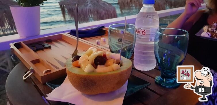 Poquito Café - Beach Bar, Kokkari - Restaurant reviews