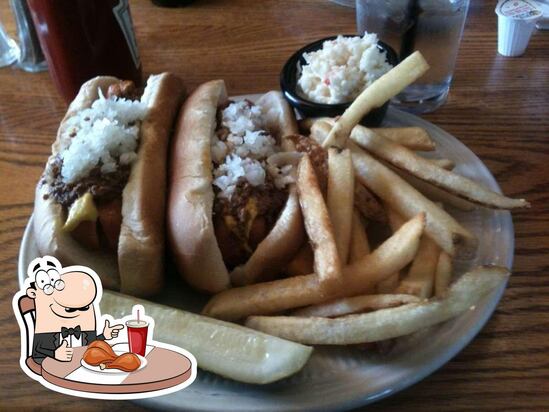 Menu at Harry's Hotdogs restaurant, Sadsburyville