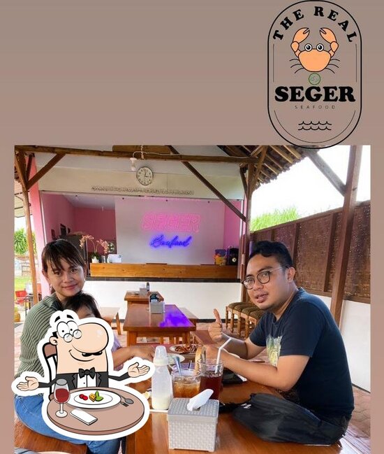 Menu at Seger Seafood restaurant, Blitar
